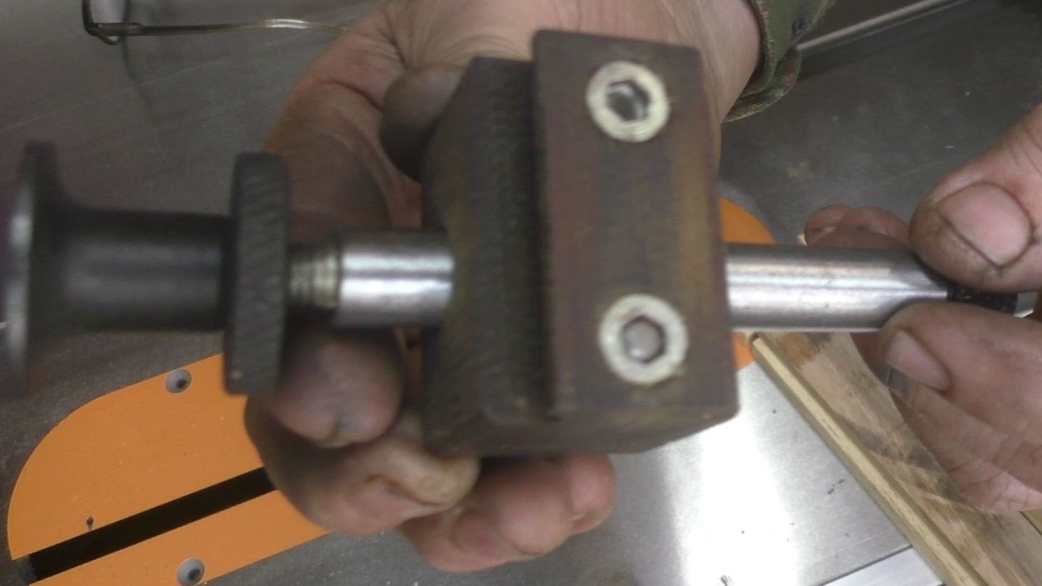 Прилада для сегментов. Фрезеровка текстолита на  фрезерном станке по металлу FABTEC BF 20 Vario