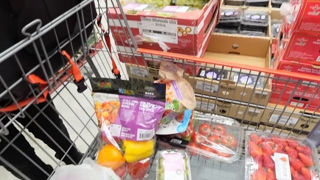 ЗАКУПКА В COSTCO НА $371 🛒 Кризиса нет_  цены на продукты в Канаде 2026 ((Happy Family in CANADA)
