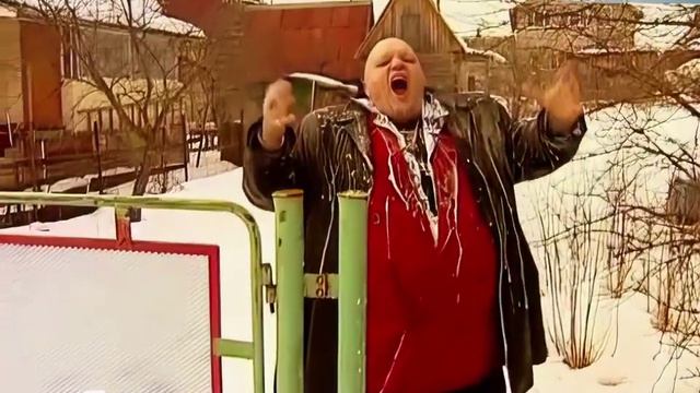 Стас Барецкий упал с лестницы