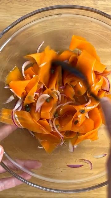 Закуска с морковью и лососем