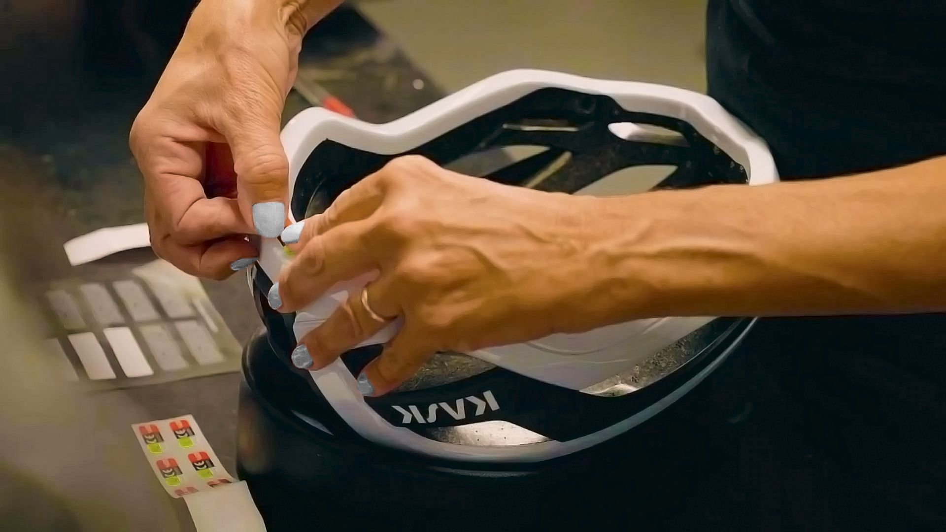 KASK ELEMENTO. Как делают шлем