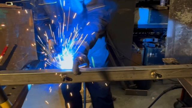 Российские сварочные столы 16-ой системы