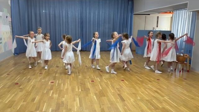 "Я девчонка русская" .Музыкальный номер