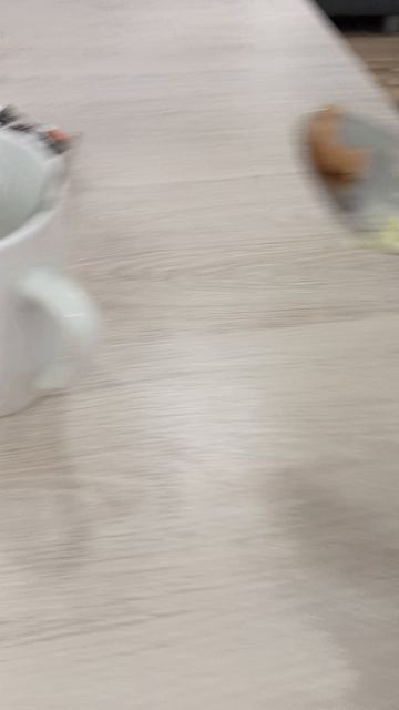 куда то зашел