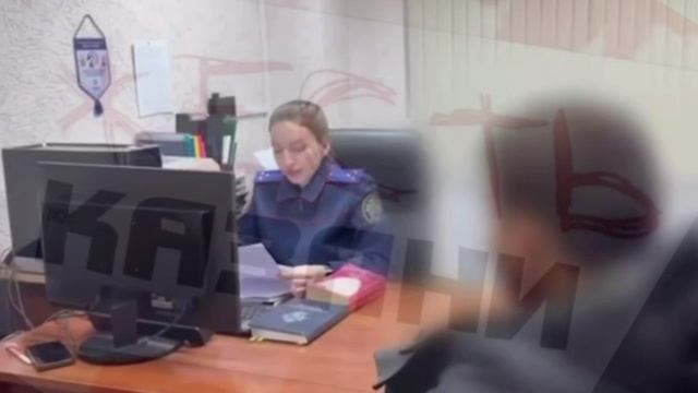 Драка нелегальных таксистов с полицейскими в аэропорту Казани