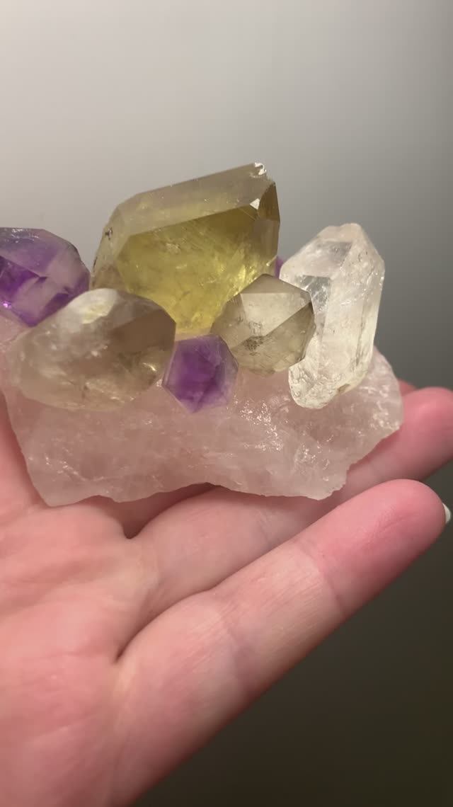 Композиция из камней и кристаллов Coolcrystals