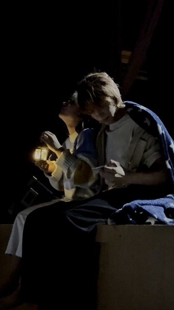 Потому что у них все роли главные!