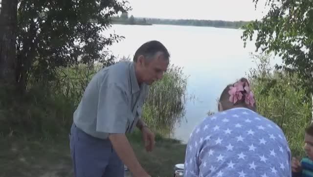 Застолье. День Рождения на природе.