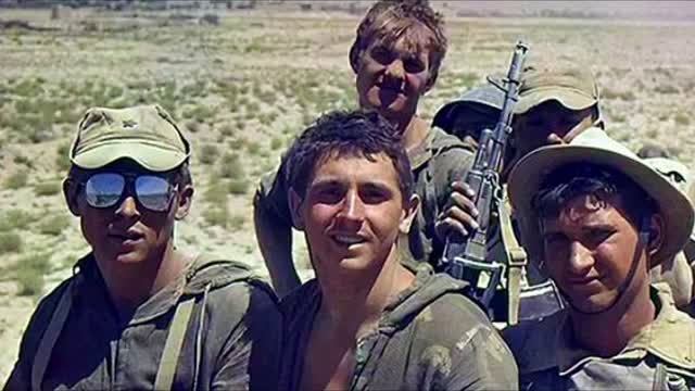 БОЙ ГРЕМЕЛ💥(гр.Контингент)💥💥💥