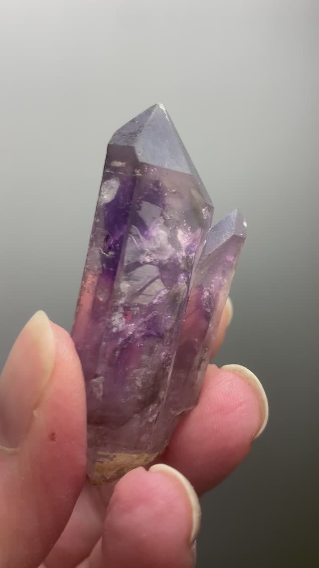 Аметист Брандберг кристалл Намибия