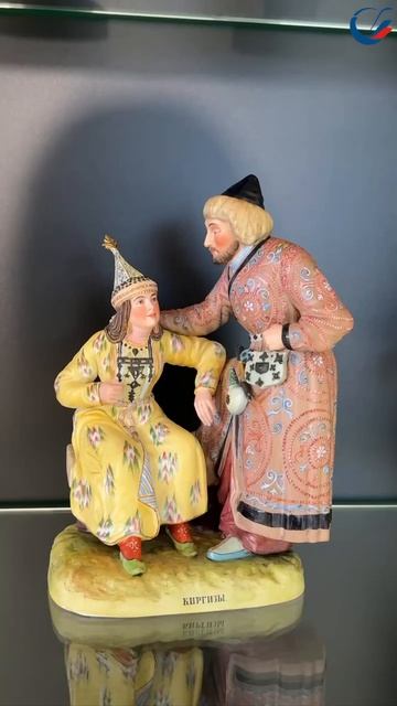 В центральном офисе Транснефти открылась выставка «Костюм и образ. Этнография в деталях»