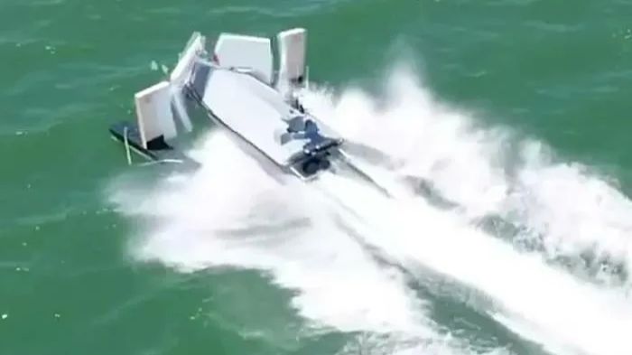 Водородный круизный лайнер, космическая оранжерея и катер камикадзе.