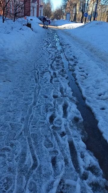 №1886 ул. Сибирская. 24 марта 2026 г., 17:00:05 VID_20260324_165822565