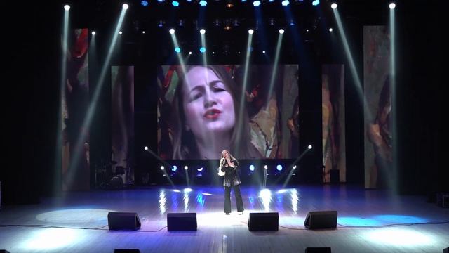 Юмахри ӗмӗт (Сказочная мечта). Композитор Ю. Кудаков; слова О. Архиповой. Исполняет Л. Степанова.