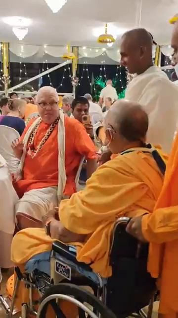 Пир для учеников Шрилы Прабхупады в день Гаура Пурнимы