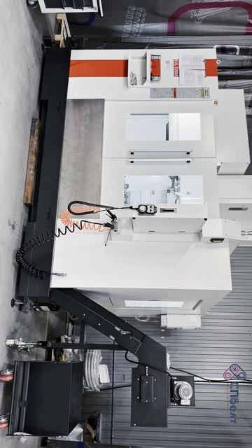 Как на производство приезжает новый станок