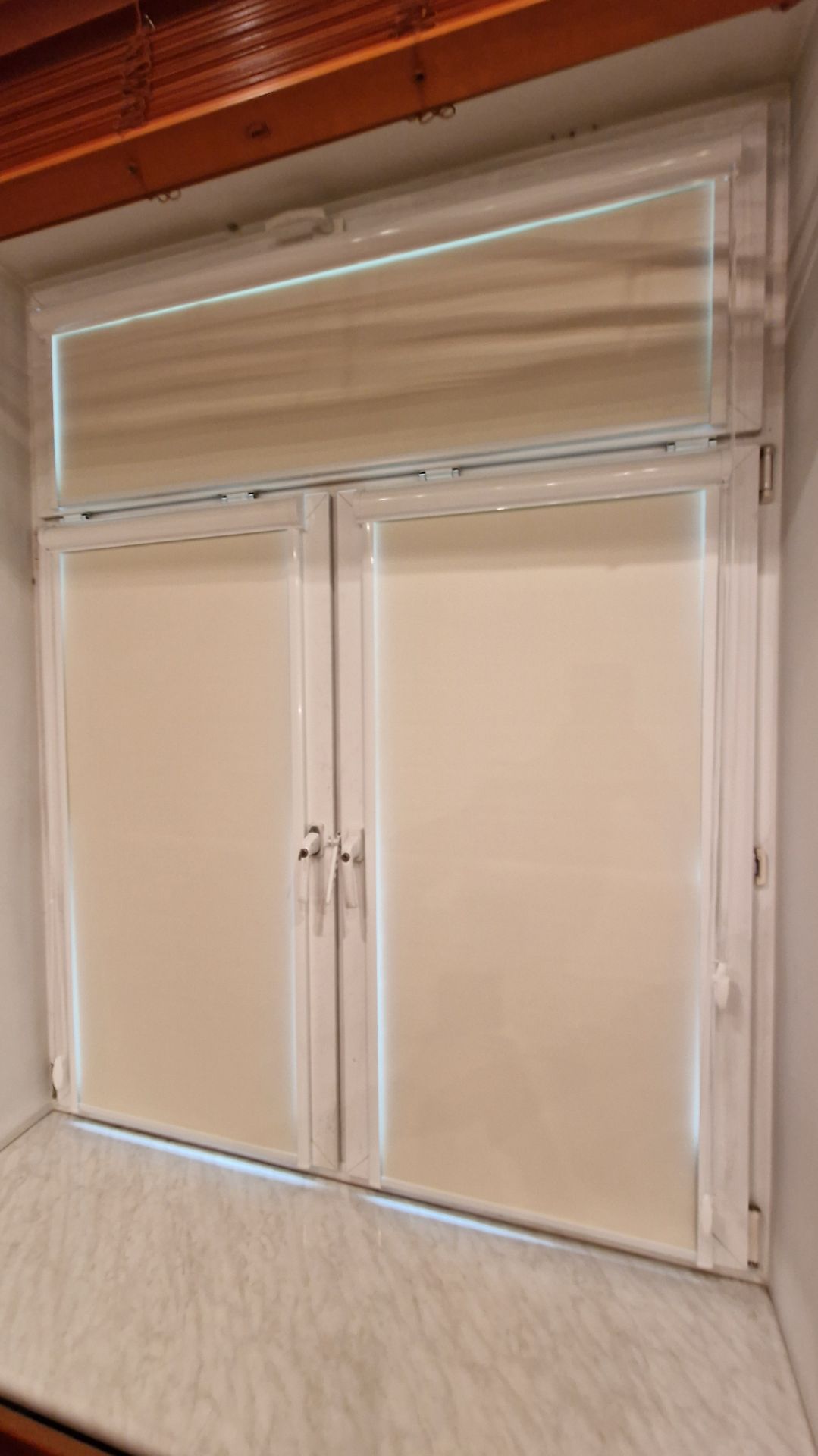 Ткань Респект блэкаут. Кремовый. Кассетные рулонные шторы