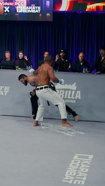 ЛЮТАЯ РУБКА Пономарева и Антюнеса на Karate Combat в Екатеринбурге