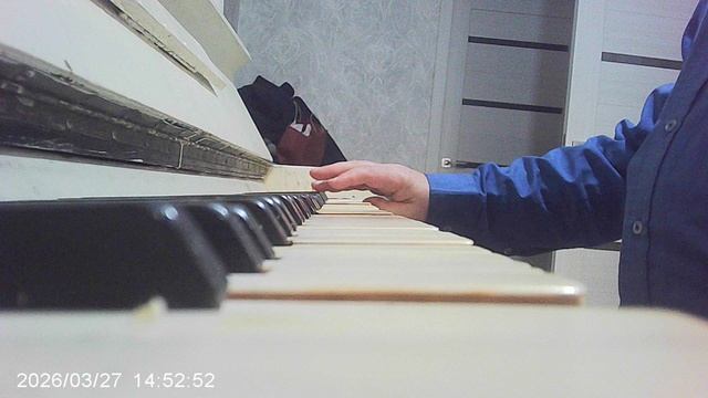 Пианино: гамма Ре-мажор