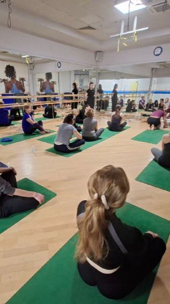 Гвоздестояние. Тренер: Михайлюта Василиса.