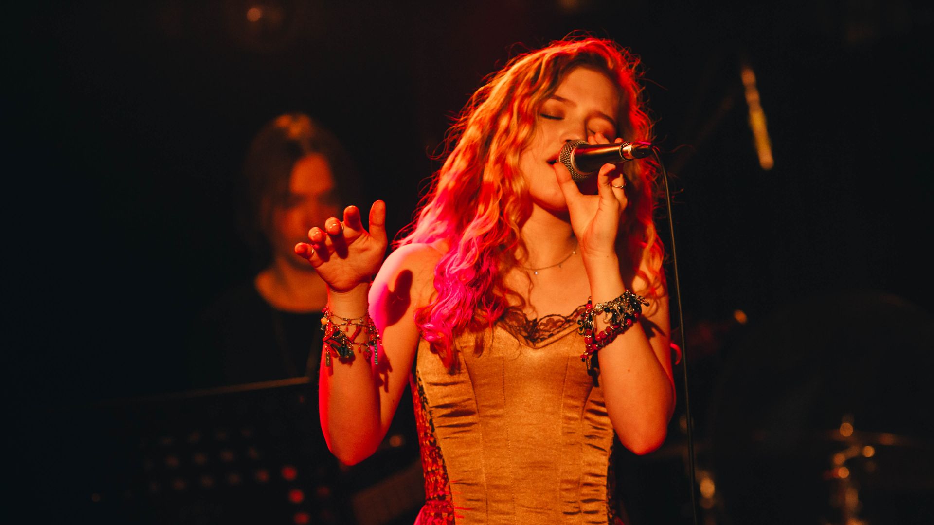 "Make Me Wanna Die" Василиса Прекрасная (Pretty Reckless - кавер) Kozlov Club - Главная сцена