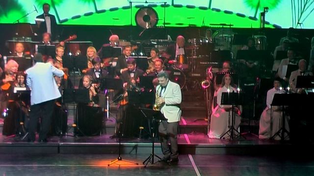 Андрей Плотников (саксофон) & Тюменский оркестр — «Тико-Тико». Зажигательный дуэт 🔥