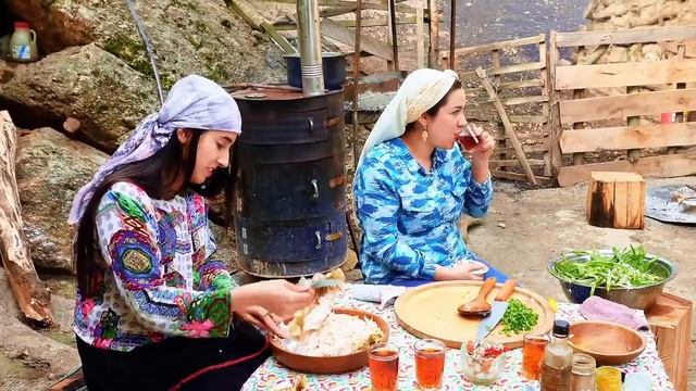 Деревня в Иране Приготовление ужина Омлет, курица Видео рецепты Иранская кухня Иранский быт