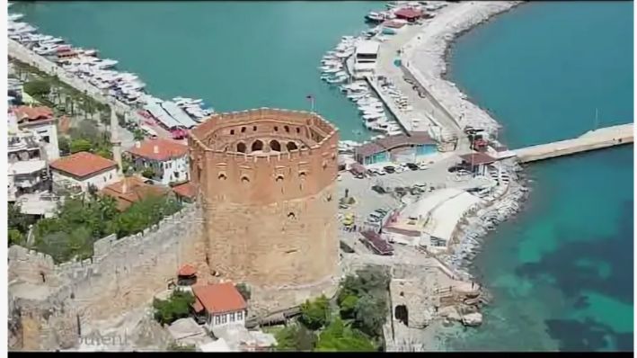 Красная башня в Аланье.