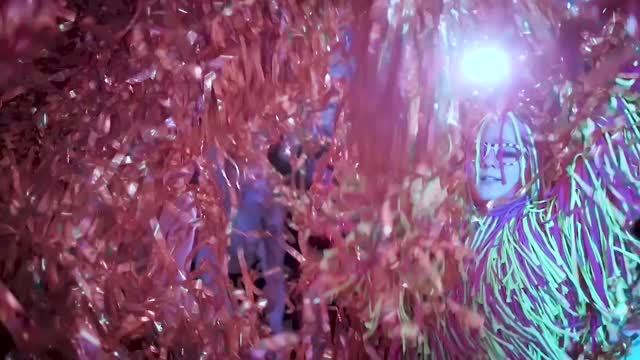 Бумажное шоу