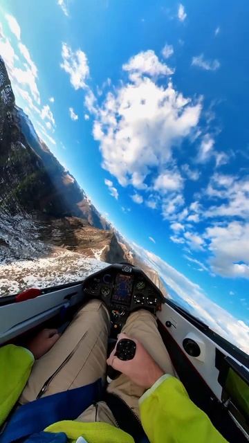 Видео прямо из кабины истребителя