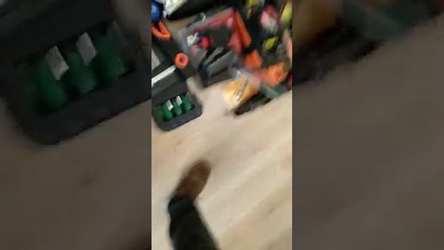 Нестеров Руслан   — видеопрезентация мастера по мебели для сайта Redfiks