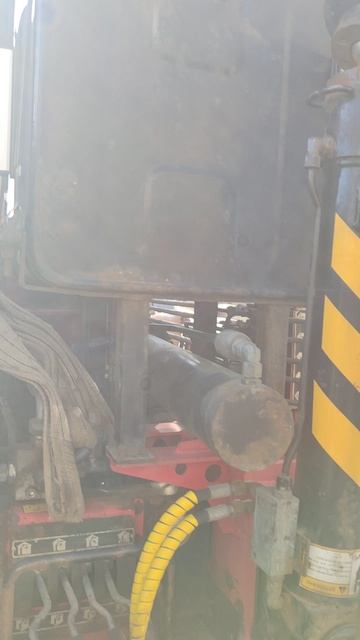 JAC 120 ремонт КМУ. Клиент жалуется на течь масла.