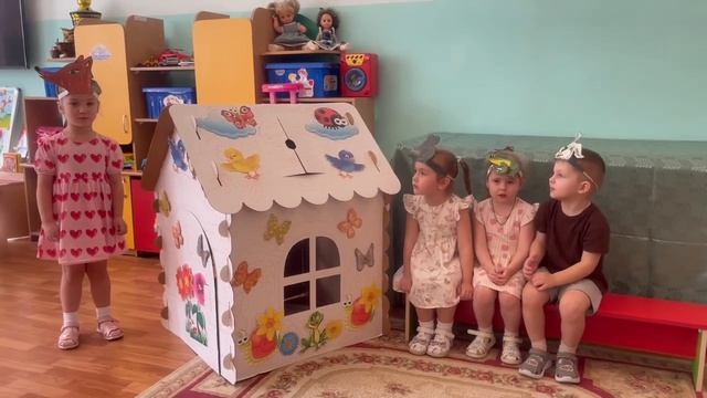 Младшая группа 1  Инсценировка "Теремок"