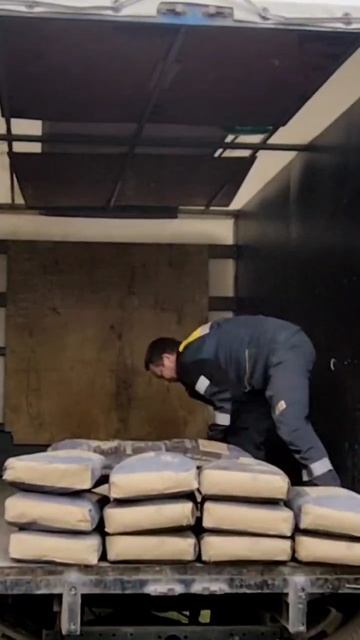 №5-51 Запасаемся цементом (750 кг), песком и щебнем. 28.03.2026г. День 80