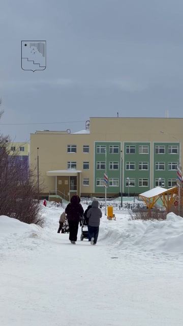 🌀 Зима на Севере еще в силе, но яркое солнце, искрящийся снег и весеннее настроение не скрыть.