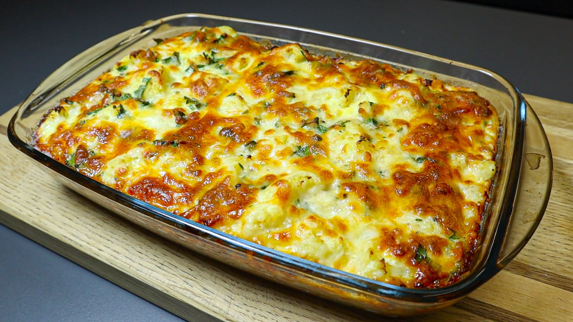 Запеченная цветная капуста вкуснее мяса! Рецепт овощного ужина.