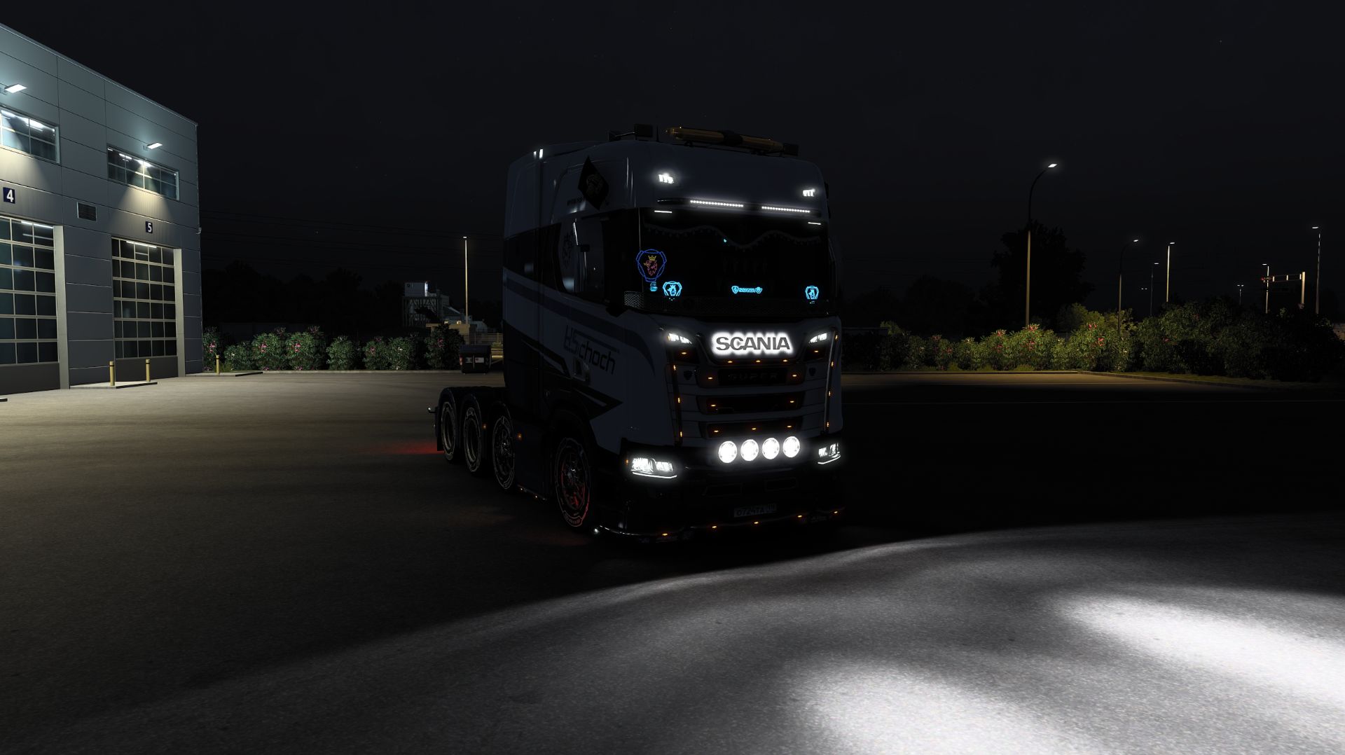 Euro Truck Simulator 2 1.58 Возим локомотивы по 61 тонне. Бьемся за достижения по тяжелым грузам.