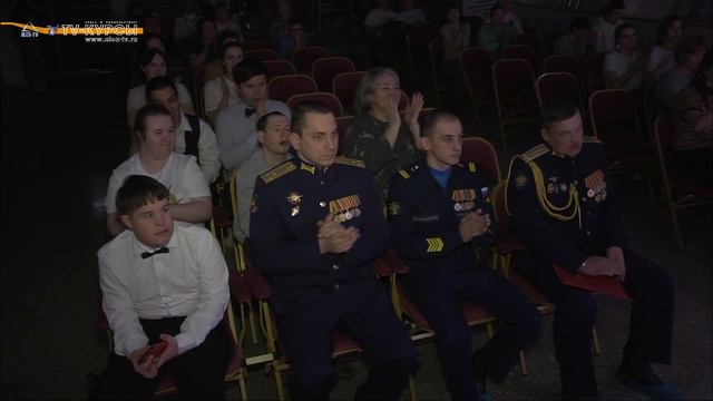⚪ 🔵 🔴   Сюжет Концерт посвящённый ДНЮ ЗАЩИТНИКА ОТЕЧЕСТВА в РРЦ РАС ТМНР