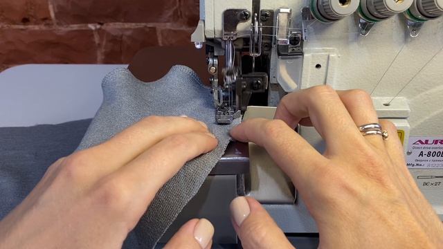 Как обметать карманы. Шьём брюки из трикотаж