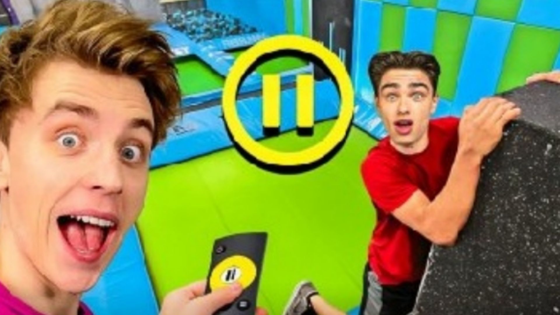 Влад а4 . ПАУЗА Челендж в БАТУТНОЙ АРЕНЕ ! Видео от а4