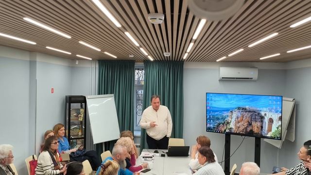 Начало встречи 28 марта 2026 года Прав союз 100 лица объясняет Максим Шилов ЖКХ НАЛОГИ КРЕДИТЫ