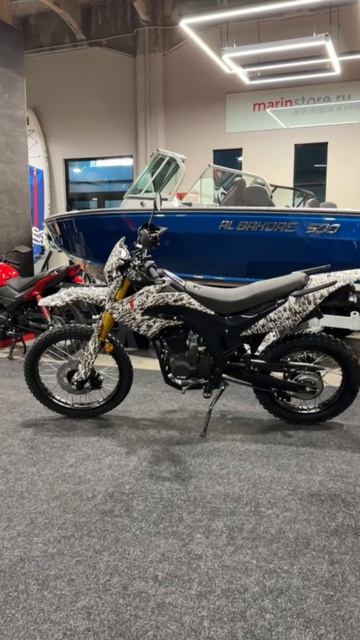 Для лихих заездов на треках🏎#evomoto #мотоцикл