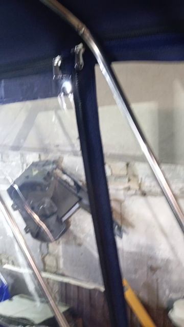 Ходовой тент на катер Новая Ладога М