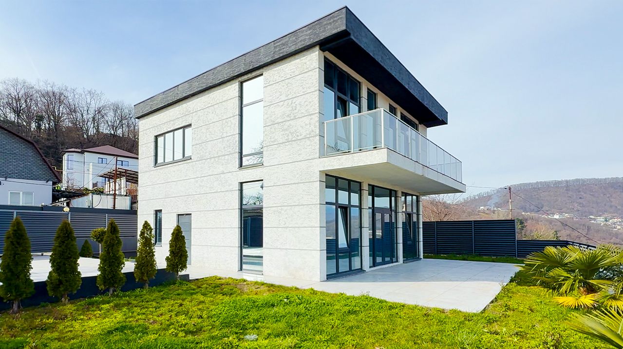 Идеально для жизни или бизнеса: дом на Высокогорной с потрясающим видом