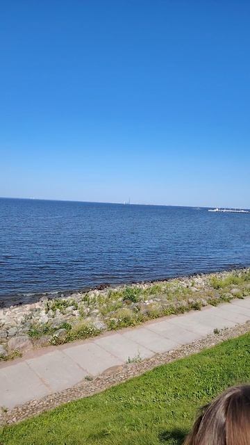 3Петергоф. Вид на залив у Дворца Марли