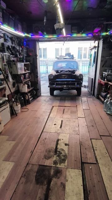 М-410 КЛИП ПЕРВЫЕ ДВИЖЕНИЯ СВОИМ ХОДОМ, ПОШЛО ПОЕХАЛО, СКОРО СДЕЛАЕМ ПЕРВЫЙ ВЫЕЗД У ГАРАЖЕЙ, ПОКАТАК