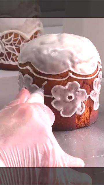 Нежное украшение куличей