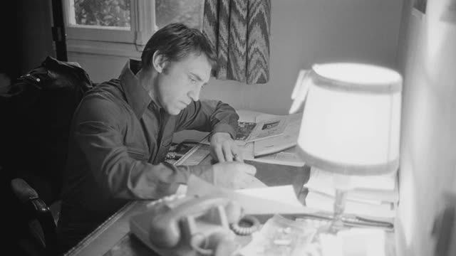 Владимир Высоцкий. «Мой чёрный человек в костюме сером…» (﹤1979 или 1980﹥). Читает Ярослав Годованый