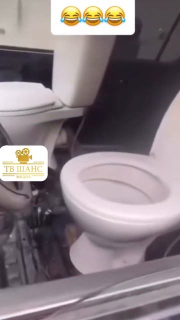 Машина для начинающих водителей... #мужик #унитаз #сиденья #передниесиденья #авто #дорога #машина