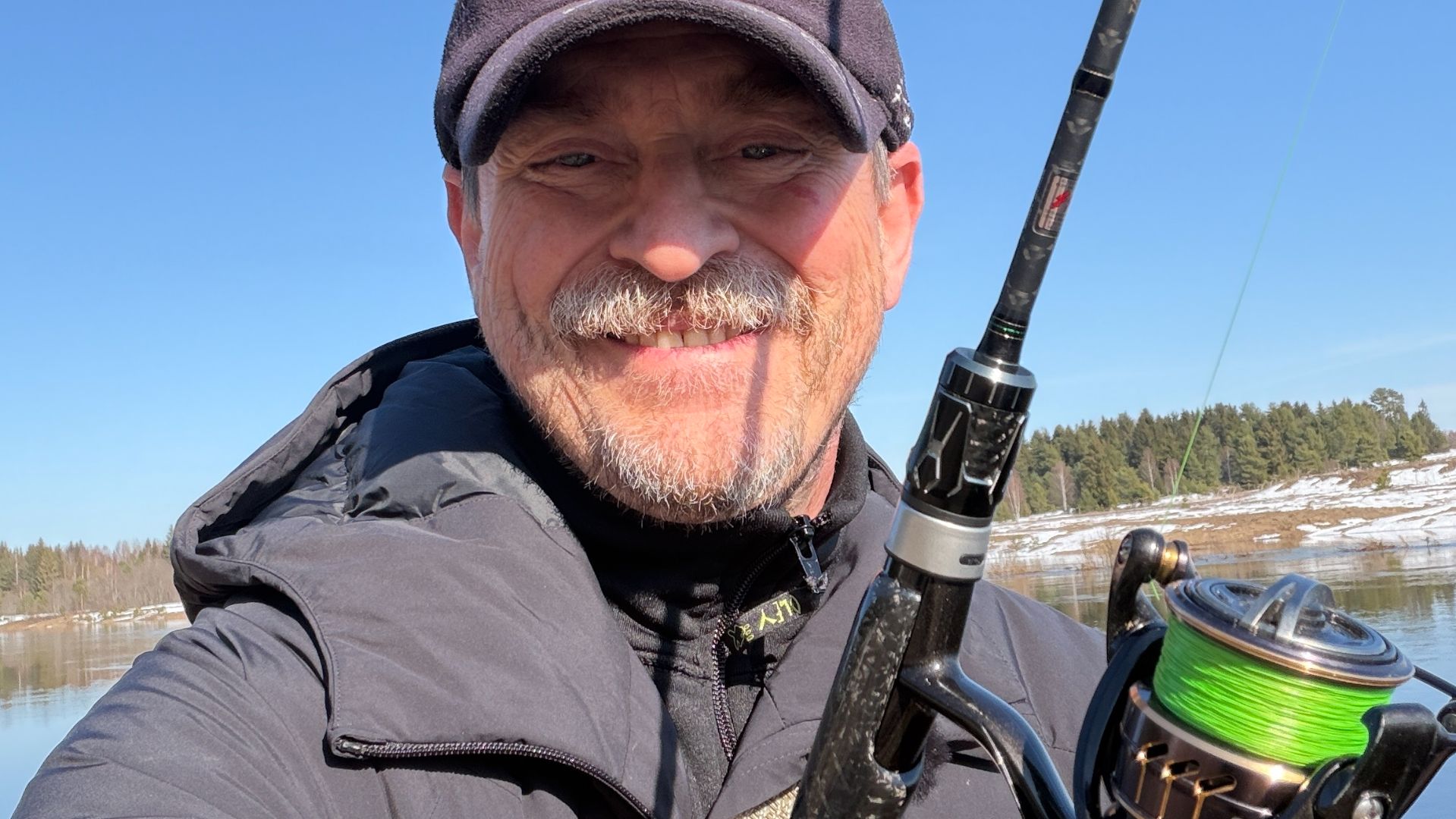 Река перед самым паводком...